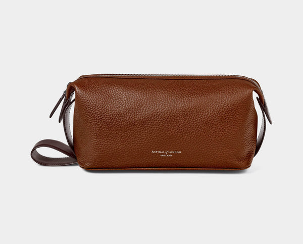Reporter Washbag - Tobacco Grain – Gentlemans Journal Shop
